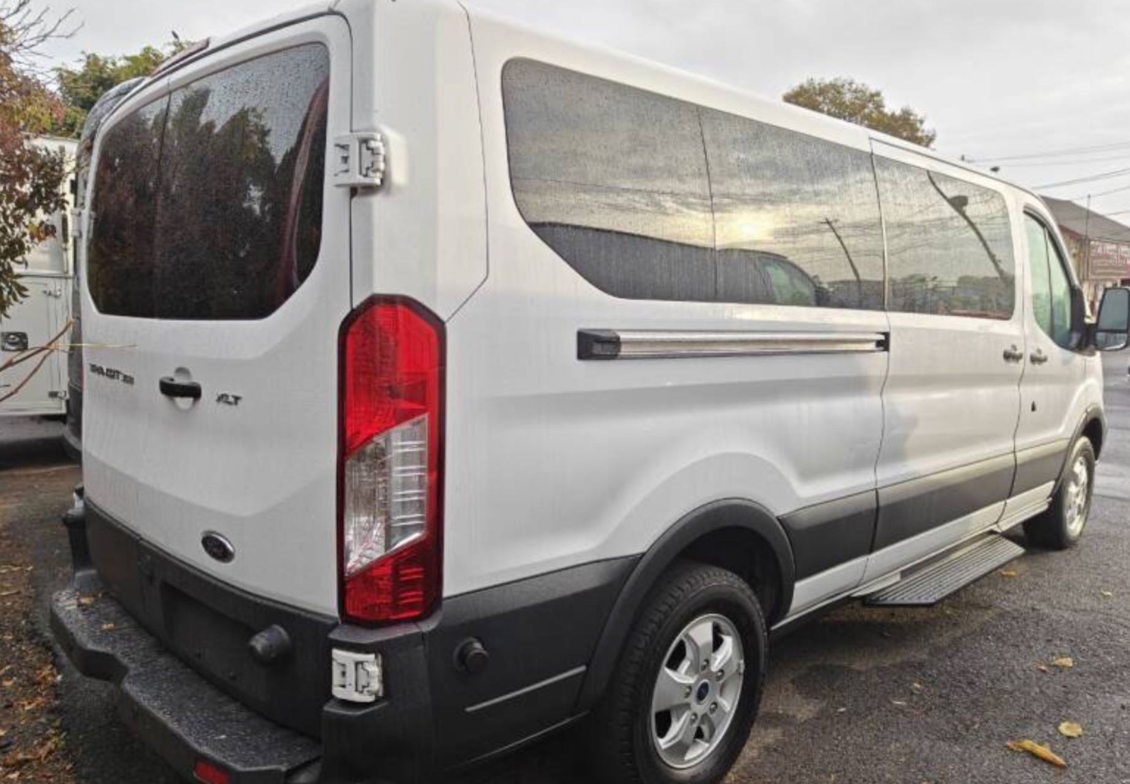 2017 Ford Transit 350 XLT 12座 售价29750 纽约二手车/新车 金海湾生活服务网